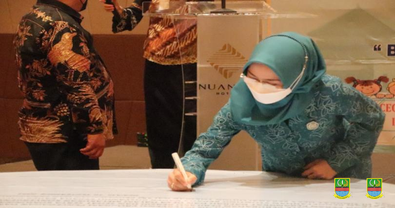 Ria Dani Ramdan Ajak Kader PKK Berperan dalam Pencegahan Stunting Ria Dani Ramdan Ajak Kader PKK Berperan dalam Pencegahan Stunting
