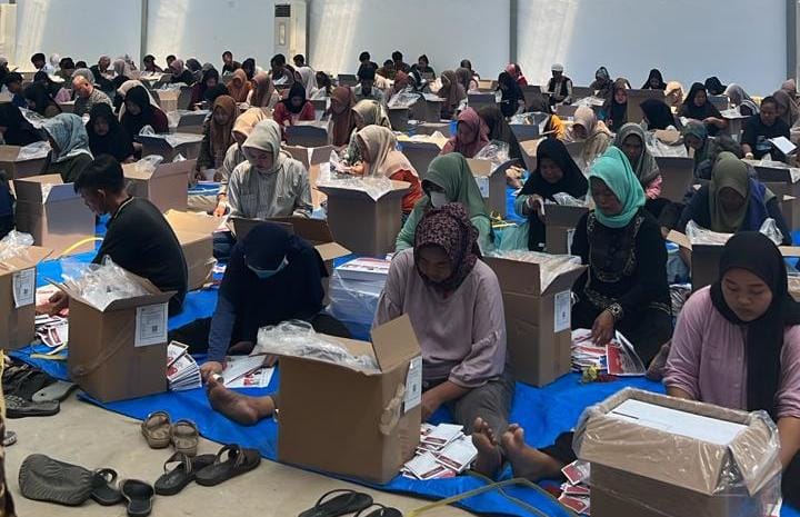KPU Siapkan Distribusi Surat Suara dan Antisipasi di Musim Hujan KPU Siapkan Distribusi Surat Suara dan Antisipasi di Musim Hujan