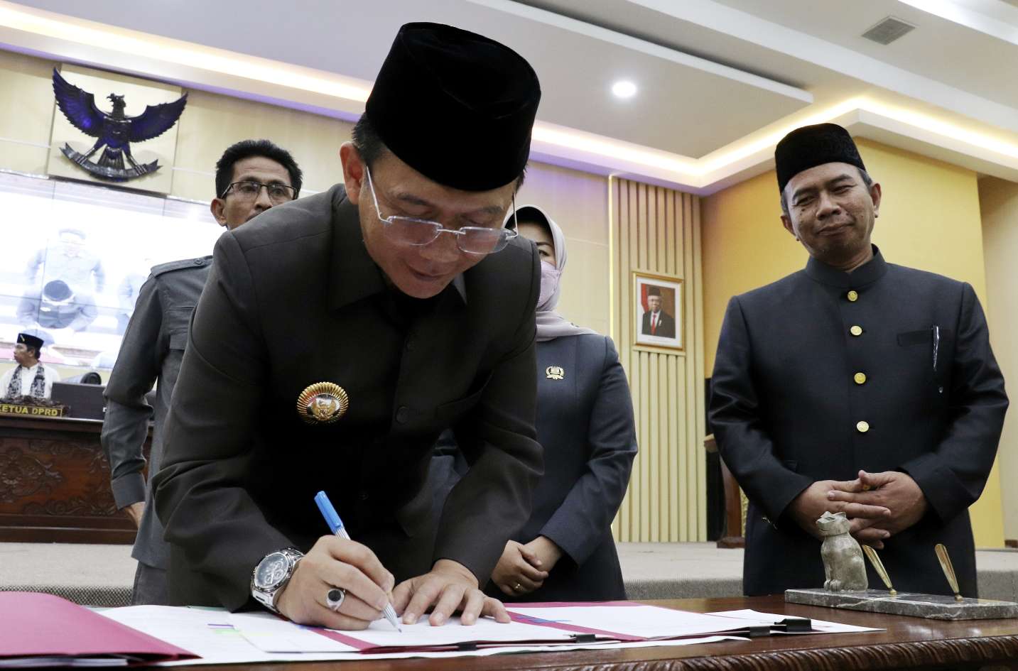 Pj Bupati Bekasi dan DPRD Tandatangani Nota Kesepakatan KUA-PPAS APBD Tahun 2023