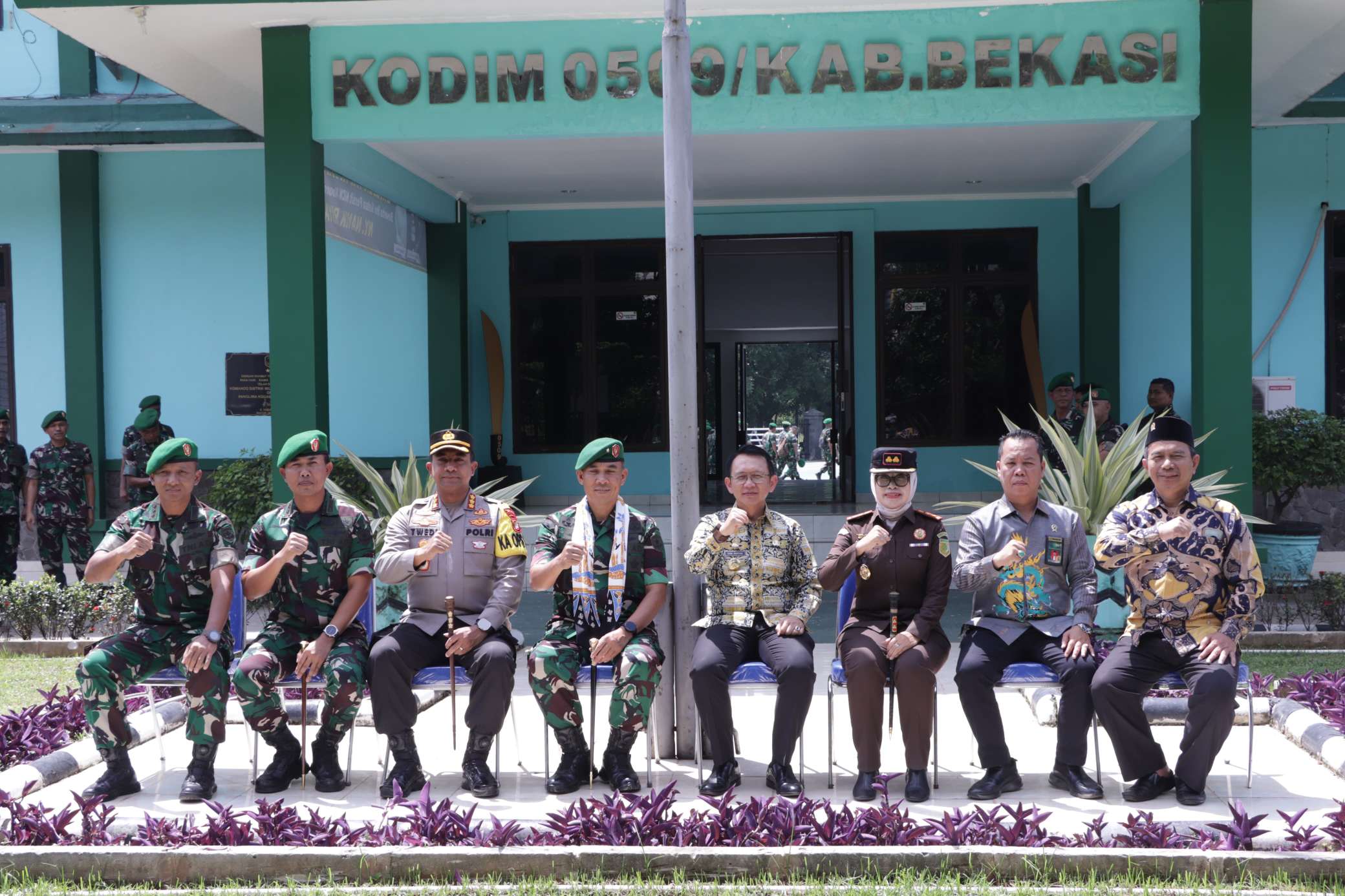 Tingkatkan Sinergitas dengan TNI, Pj Bupati Bekasi Hadiri Pertemuan dengan Danrem/051 Wijayakarta