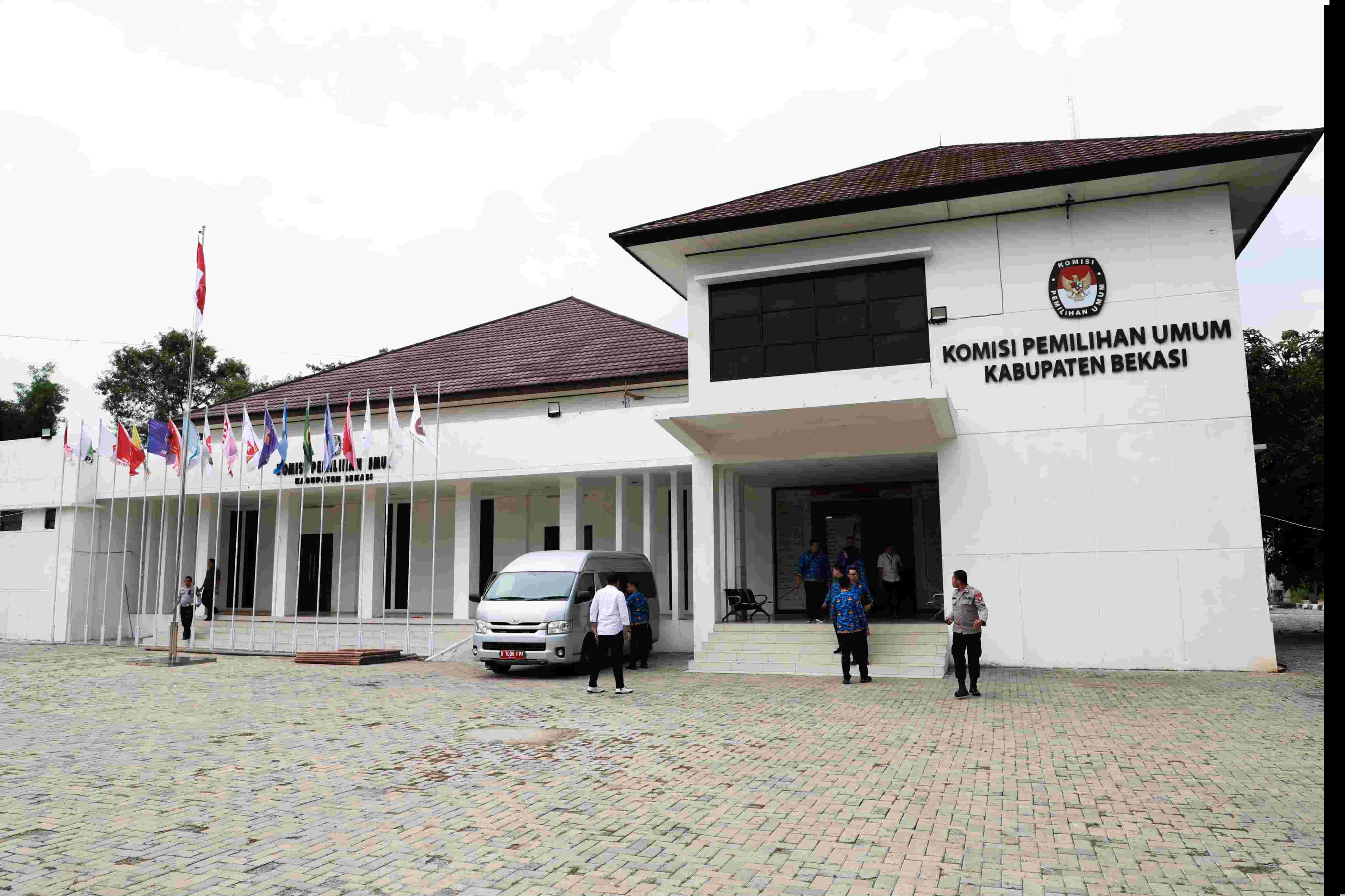 KPU Kabupaten Bekasi Umumkan Pendaftar Calon Perseorangan Bupati dan ... KPU Kabupaten Bekasi Umumkan Pendaftar Calon Perseorangan Bupati dan ...